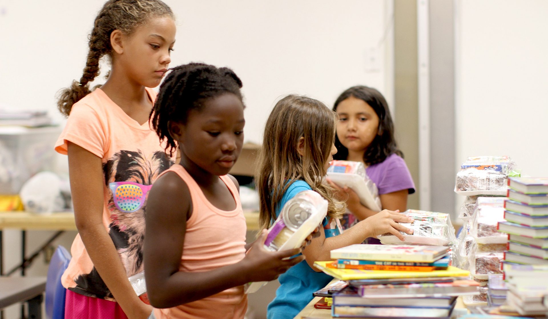 Summer Feed and Read: A Bright Summer for Every Child!